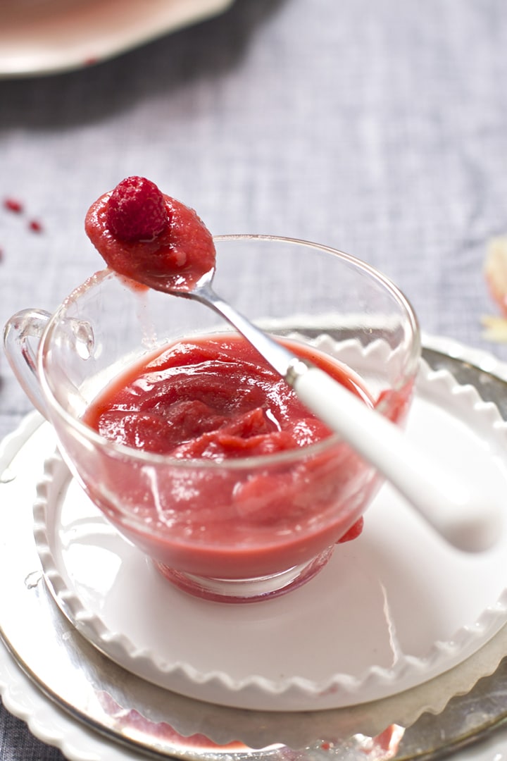 Apple, Raspberry with Vanilla Baby Food Puree (Delicious!) - Baby Foode