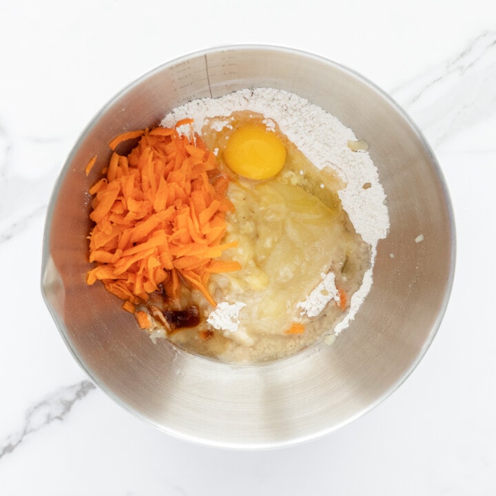 The Perfect ABC Muffins for Baby & Toddlers (apple, banana and carrots ...