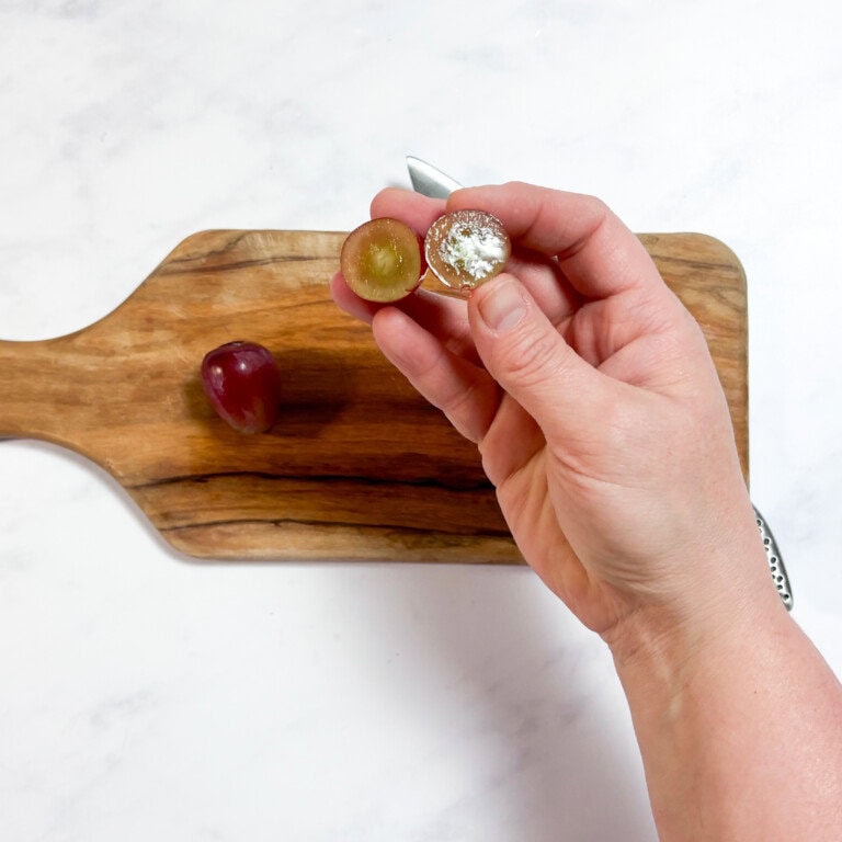 How to Safely Serve Grapes to Baby (6+ months) | Baby Foode